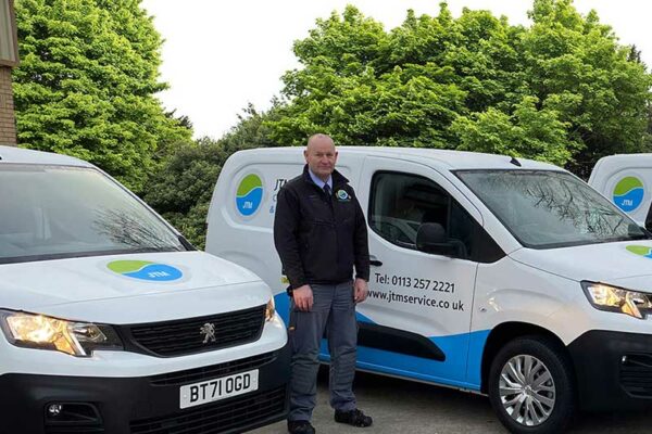 Company Meeting Celebrates Dave’s 20 Year Anniversary – JTM Service